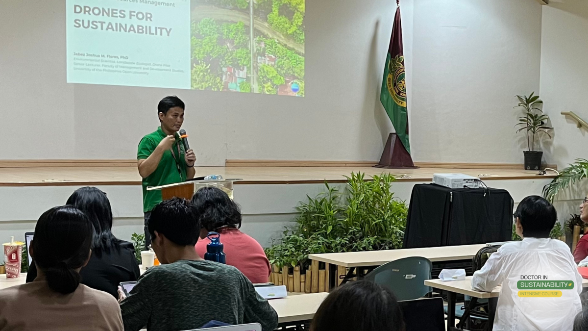 DSus Program Wraps 5-day Intensive Course - Faculty of Management and ...