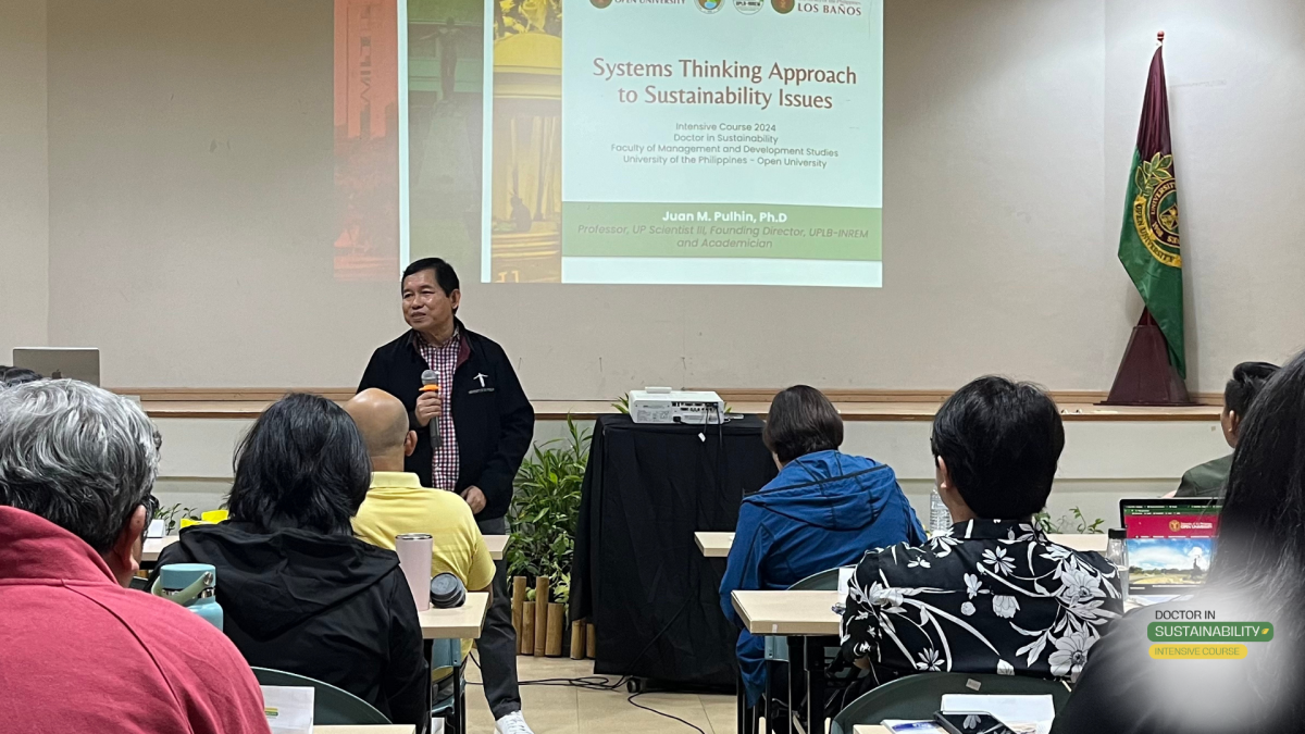 DSus Program Wraps 5-day Intensive Course - Faculty of Management and ...